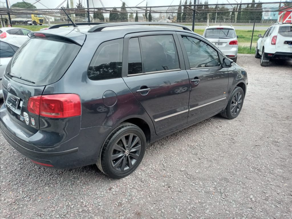 Volkswagen Suran 1.6 Highline 5d 2c – Autonorte Pilar