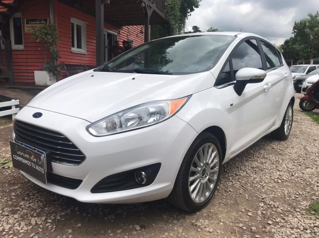 FORD FIESTA KINETIC TITANIUM – Autonorte Pilar
